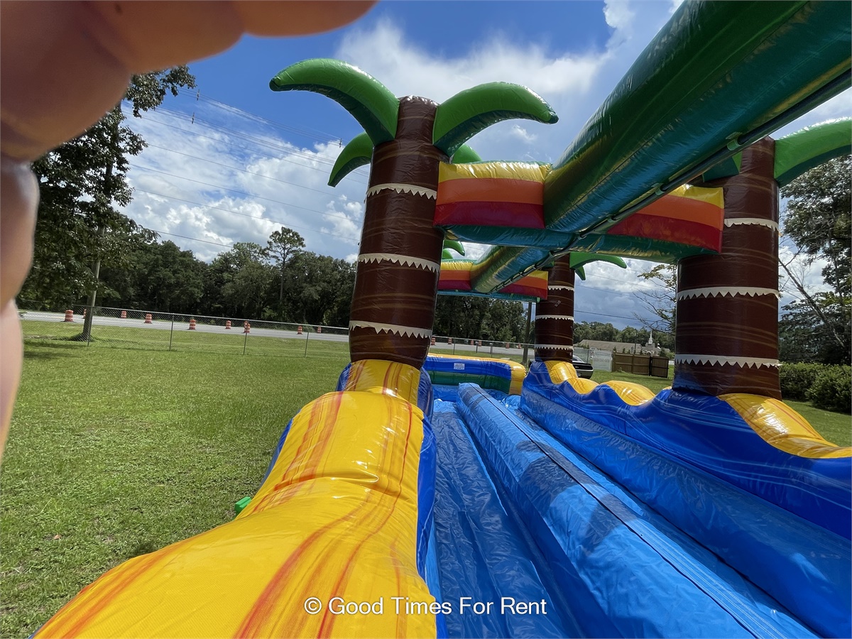 “26-Foot Water Slide Rental in Crawfordville, FL | Thrilling Backyard